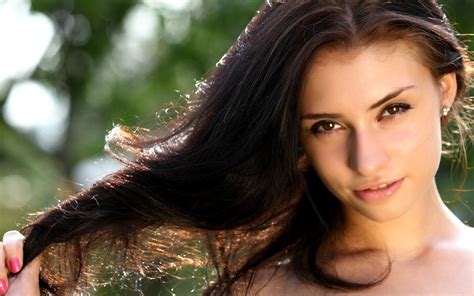 Brunette Girl Eyes Wallpaper Hd Girls 4k Wallpapers Images And