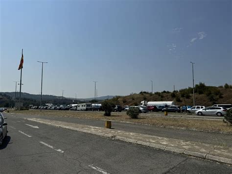 ФОТО СЕ „СПОИЈА“ ГРАНИЦИТЕ МЕЃУ МАКЕДОНИЈА И ГРЦИЈА Хаос за излез од земјава Сите вести на