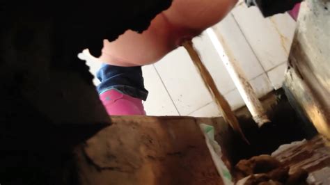 Chinese Ditch Toilet Voyeur