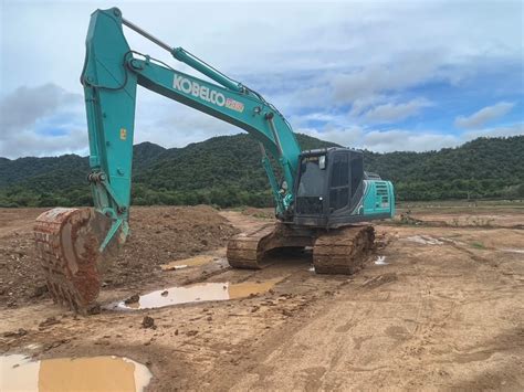 โครงการชลประทานประจวบคีรีขันธ์ สำนักงานชลประทานที่ 14 ลงพื้นที่ติดตามงานเพิ่มประสิทธิภาพการเก็บ