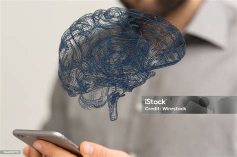 인간의 스마트폰에 떠 있는 3d 렌더링된 인간의 뇌 해부학 모델의 클로즈업 개념에 대한 스톡 사진 및 기타 이미지 개념