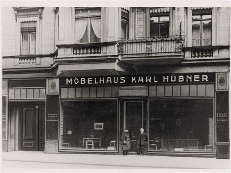 Im Wohnzimmer Berlins Möbel Hübner Kommt Seit über 150 Jahren Nicht