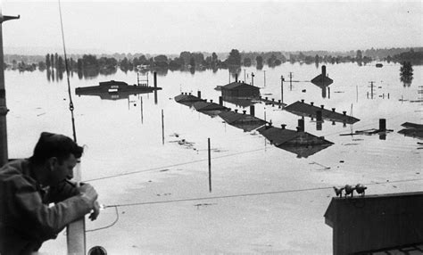 Air Guard Base Survives The Vanport Flood Of 1948 142nd Wing