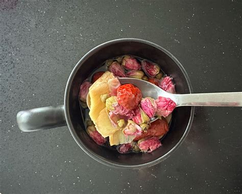 Red Dates Longan And Wolfberries Warming Chinese Herbal Tea The Chinese Soup Lady