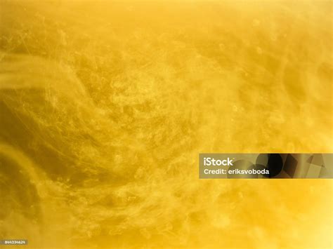 초록 배경 색깔 노란 연기 물 우주의 패턴에에서 잉크 추상 운동 페인트의 멀티 컬러 흐름을 냉동입니다 소프트 포커스 흐린된