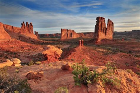 Utahs Mighty 5 National Parks Road Trip Itinerary With Must Stops And More