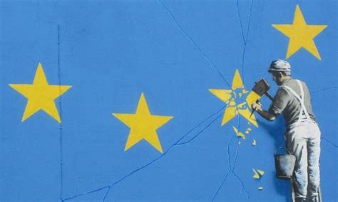 Banksy Cria Primeiro Mural Sobre Brexit Em Dover Na Inglaterra