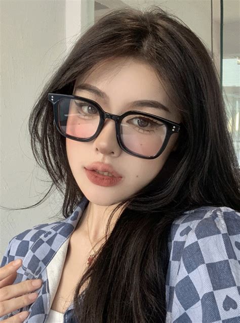 인사템 얼굴작아 보이는 썬글라스 V0143 빠른출발 당일배송 힙 스트릿 뿔테 쌩얼 오버사이즈 안경 여자 여름 여름 여행 휴가