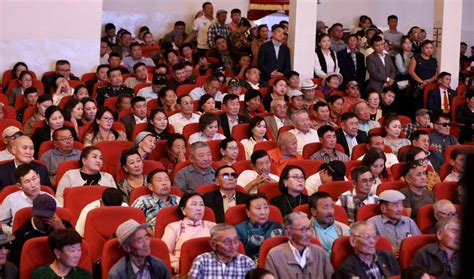 Л Оюун Эрдэнэ Халзан бүргэдэйн ордыг ашиглах эсэхийг иргэдийн саналаар шийднэ