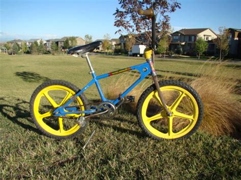 1975 Mongoose Motomag