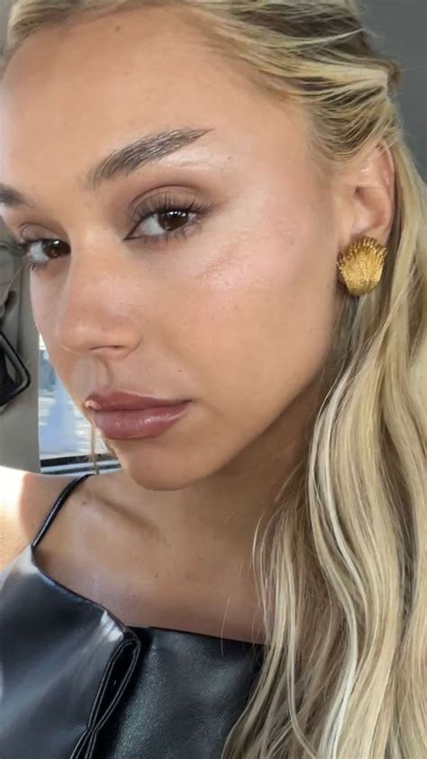 Alexis Ren Celebmafia