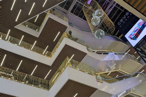 გალერია თბილისი — შეკიდული ჭერი Urbanelements