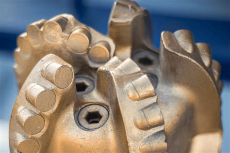 Pdc钻头的工作原理及特点 湖南丰速