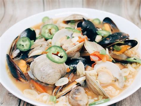 Spicy Garlic Butter Shellfish Stew Beauty And The Feast Food Blog