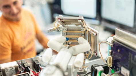 Tiny Iss Robot Performs First Simulated Surgery In Space