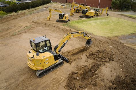 Ease Of Use Features Come To Cat® Mini Excavators