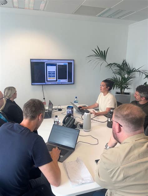 Nutshell Apps On Linkedin Stafftraining Mobileappdevelopment