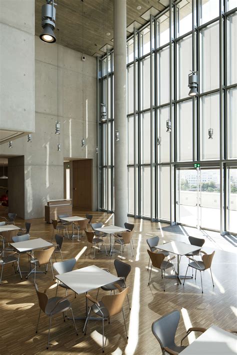 Εστιατόρια και Καφέ στο ΚΠΙΣΝ Ballian Techniki S A