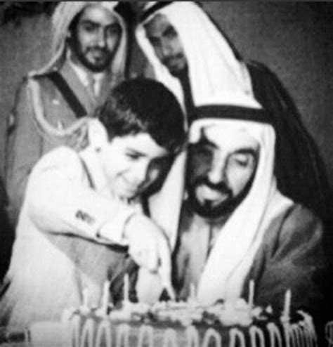 بمناسبة عيد ميلاده ننشر 7 صور تاريخية للشيخ محمد بن زايد ولى عهد