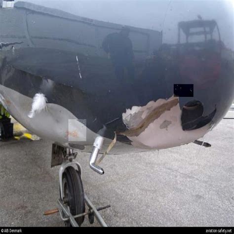 Aircraft Damage Detection 2 Object Detection Dataset V1 With Rotation And Noise By Youssef Donia