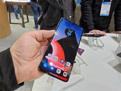 Lenovo ThinkPhone by Motorola Το θρυλικό laptop γίνεται κινητό Matrix Life