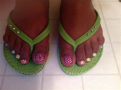 Pin By Lorena Robinson On Toenail Ideas Womens Flip Flop Women Flip Flops