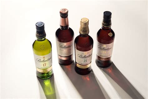 발렌타인 위스키 라인업 싱글몰트부터 블렌디드까지