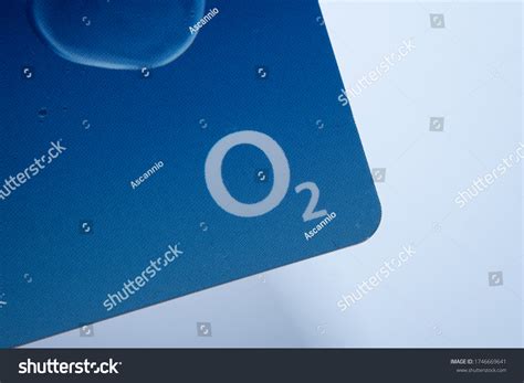 9 O2 Sim Card Images Stock Photos Vectors Shutterstock
