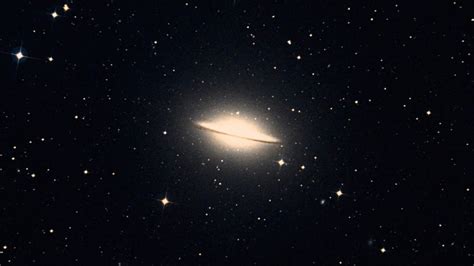 Messier 104 M104 Galaxy Has A Mysterious Glow Hubbleesa Youtube