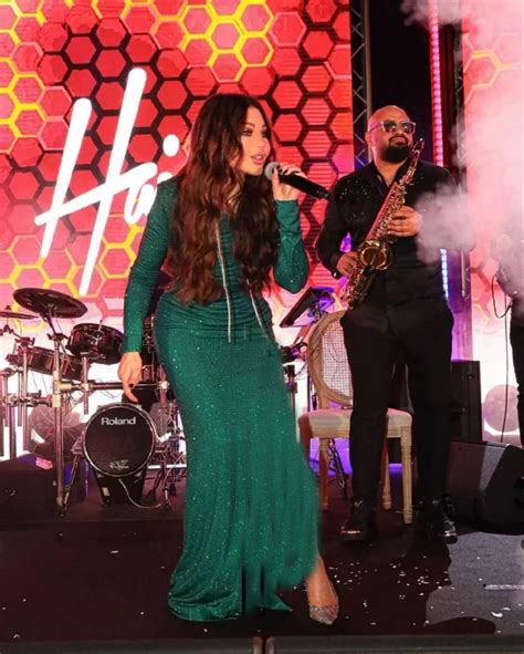 استایل هیفا وهبی در کنسرت بهاری اش نظر ها را به خود جلب کرد