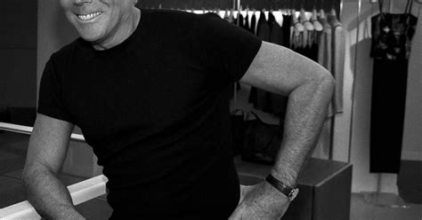 5 მთავარი რამ რაც ჯორჯო არმანის აზრით ყველა ქალის გარდერობში უნდა იყოს Marao