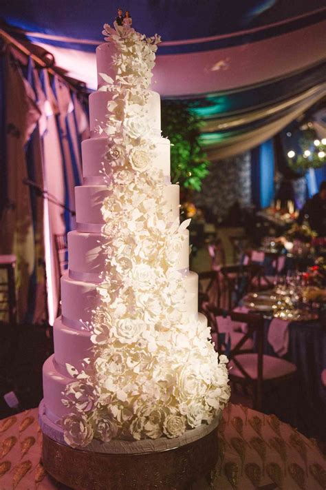 Tower Wedding Cakes Trend Details And 11 Examples For Inspiration