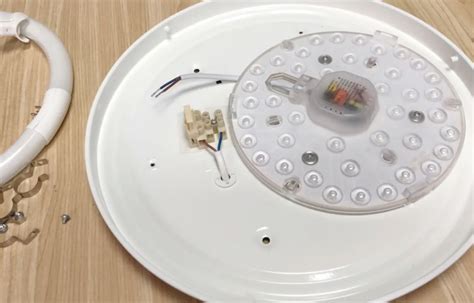 灯具怎么选，从照度、色温到显色指数，8种灯具解析7个区域建议带你灯具选购“一文通”！ 知乎