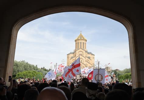 ქართული 17 მაისი ოჯახის სიწმინდისა და მშობლების პატივისცემის დღე Facebook