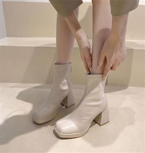 Giày Boot Nữ Mwc Nubo 9122 Boots Cổ Cao Gót Vuông 7cm Siêu Êm Chân Thời Trang Trẻ Trung Thanh