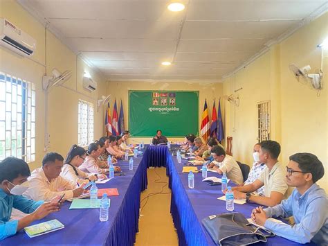 លោក ជា ច័ន្ទកញ្ញា អភិបាលស្រុក ចាត់លោក សួស ម៉ៅ នាយករដ្ឋបាលសាលាស្រុក