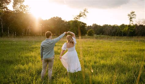 Kayla Sauve And Zach Hillmans Wedding Website