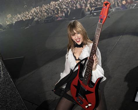 Victoria De Angelis Feeling The Rush Bass Magazine