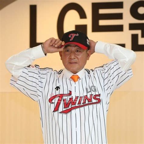 포토 Lg 젊은 피 수혈김기태 신임 감독 취임 스포츠동아