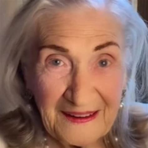 Баба Дорис 94 хвана съпруга си с любовница Адското ѝ отмъщение