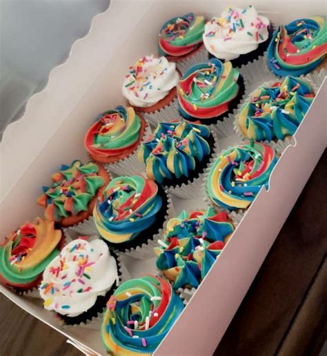 Carnival Themed Cupcakes Themed Cupcakes Cake Creations Cake