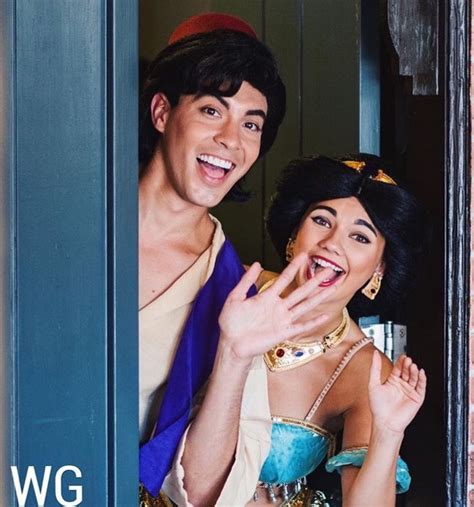 Willytheartist Aren T They Adorable I Wanna Go On An Adventure With Them Aladdin And Jasmine