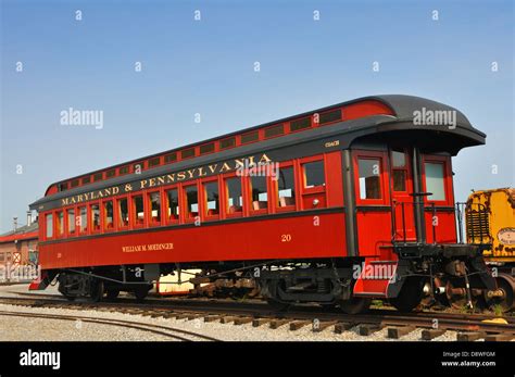 Old Passenger Train Old Time Baggage Car Central Pacific 32 [13361]