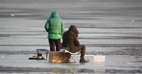 요즘 얼음 낚시 풍덩 빠지기 쉬워그래도 하고 싶다면