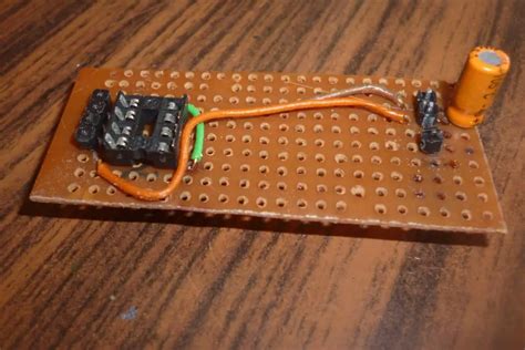 How To Make Arduino Attiny Programmer Shield