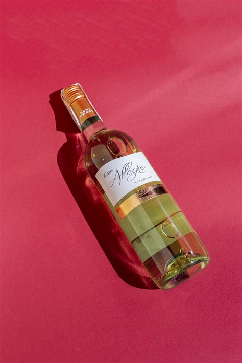 Terre Allegre Puglia Trebbiano купить белое полусладкое вино 0.75л ...