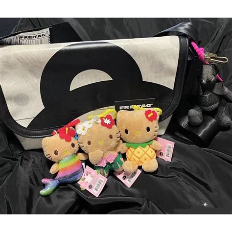 【夏威夷限定】黑皮kitty包包掛件夏威夷小飾品kitty公仔美黑美人魚草裙hellokitty玩偶lisa楊冪同款 蝦皮購物