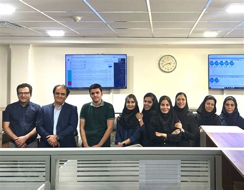 Parisa Fallahi On Linkedin ممنون از همکاران عزیزم که با حس و انرژی خوبشان من را بدرقه کردند تجربه