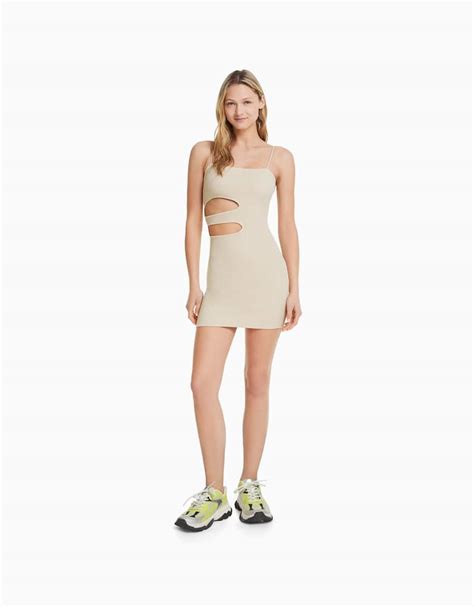 მინი კაბა ღვედებზე და ამოჭრილი დეტალით ქალი Bershka