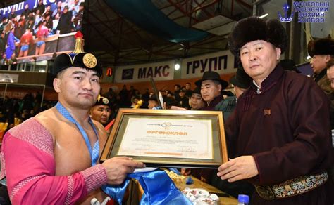 О Хангай аварга Ц Бямба Отгон арслан нар ээлжит түрүүгээ хүртлээ